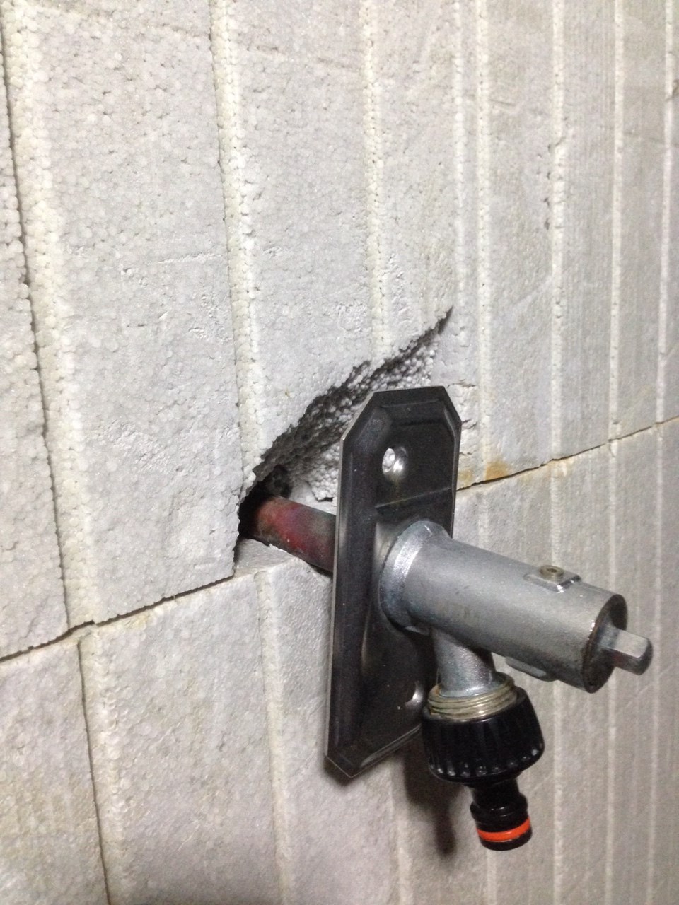 Demontere utekran - ByggeBolig