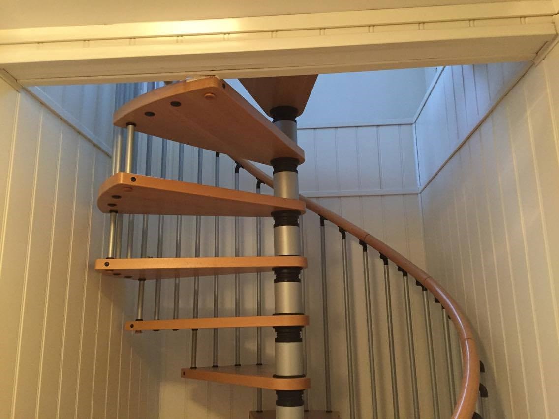 Trapp i lite trapperom - ByggeBolig