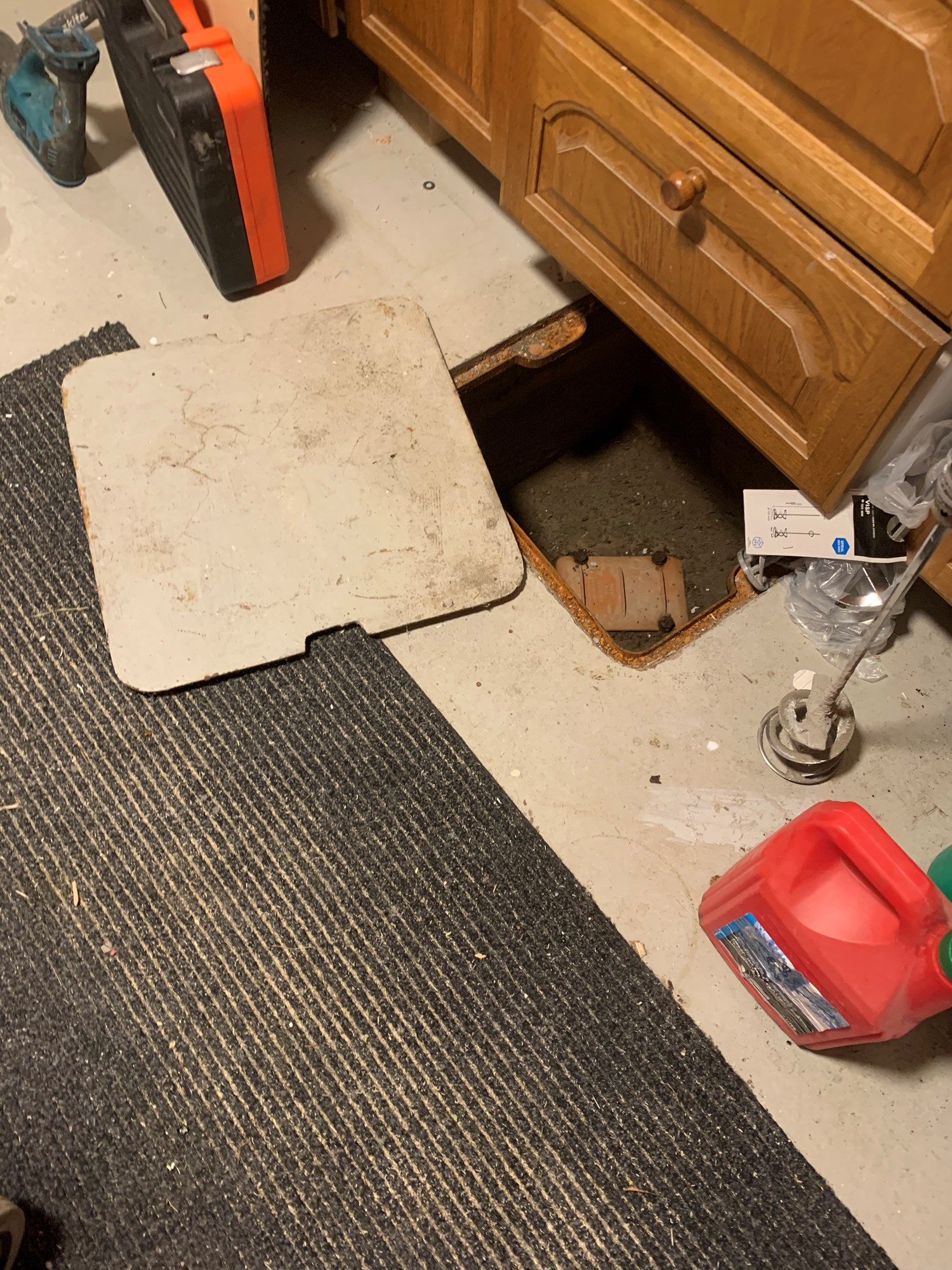 Avløp, stakeluke etc. - ByggeBolig