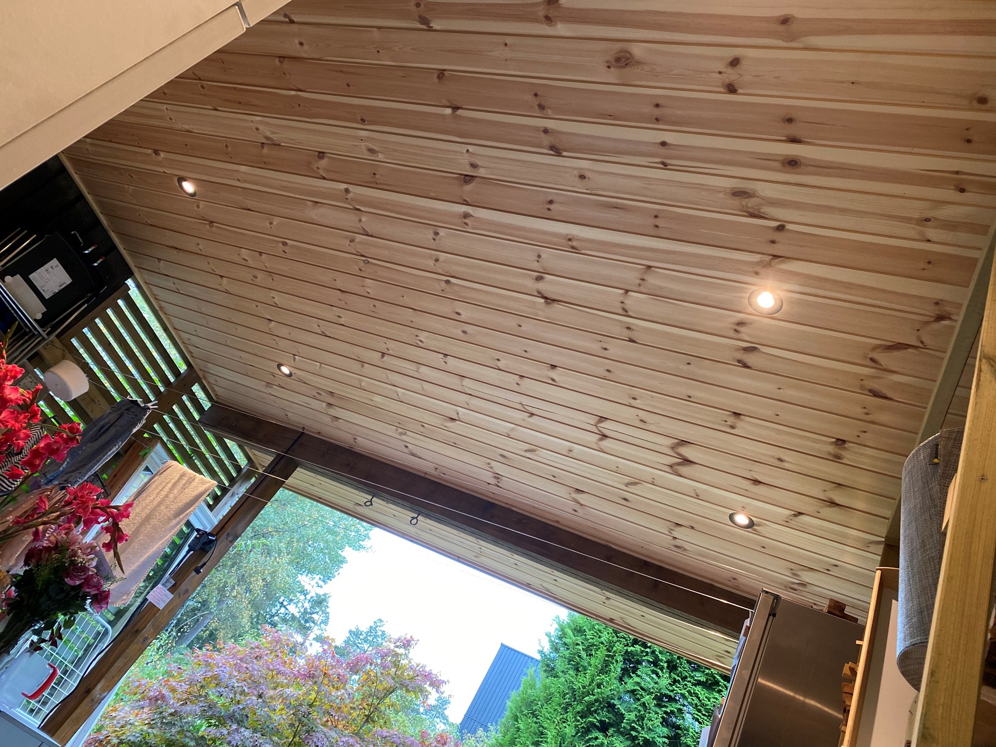 Behandle panel i utendørs himling - ByggeBolig