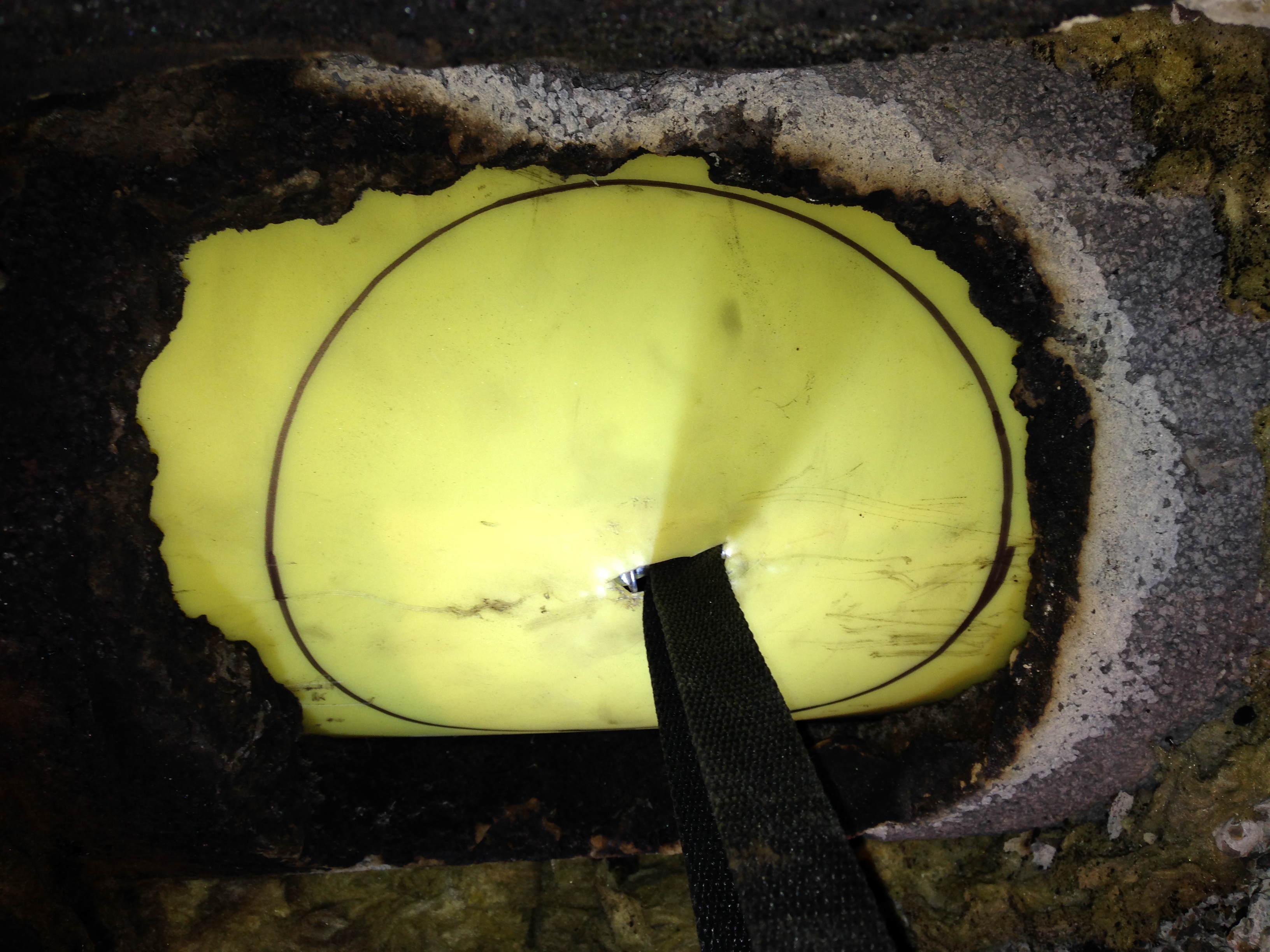 Hulltaking i Leca-pipe der nytt hull delvis overlapper med det gamle ...