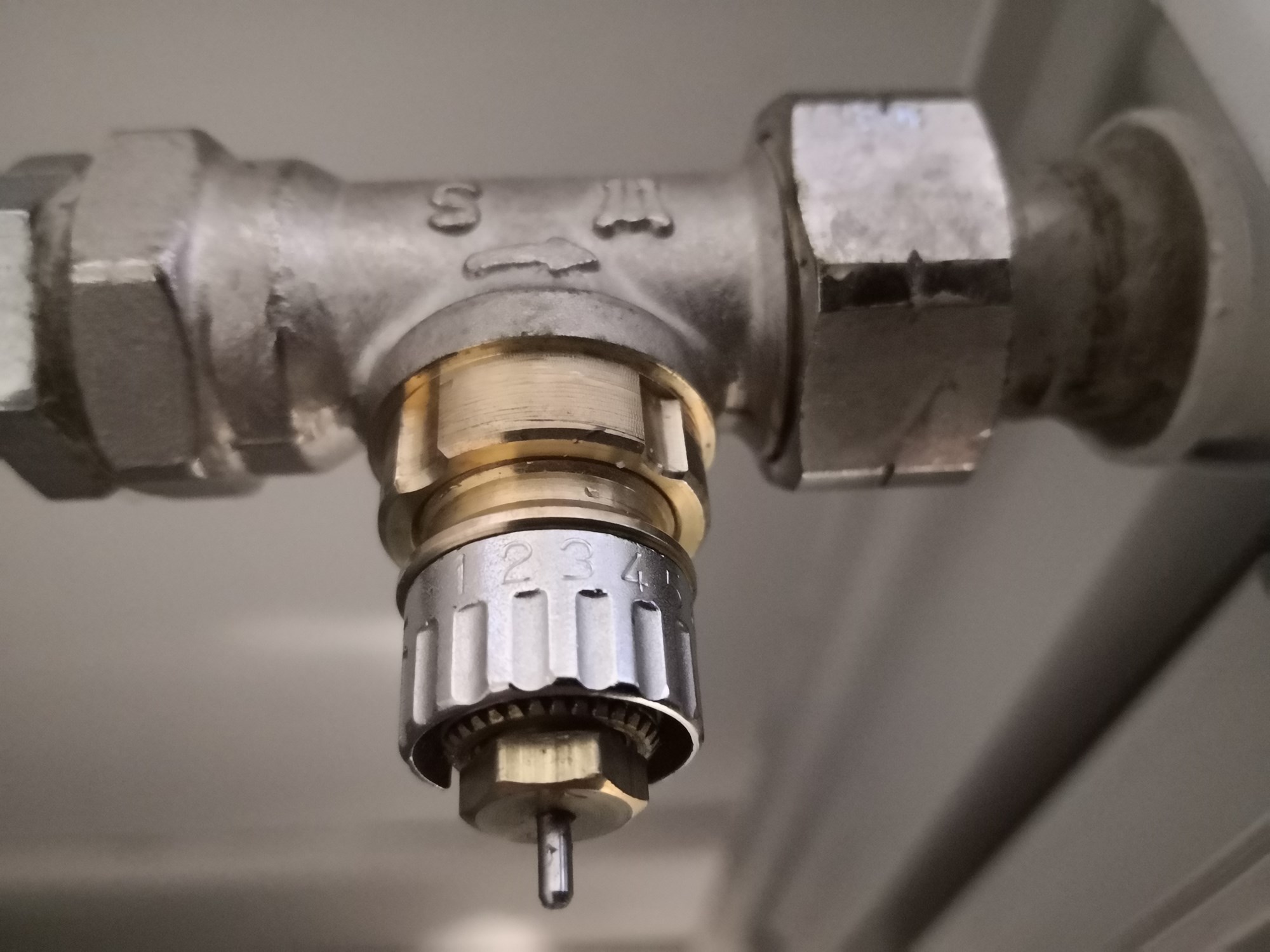 Radiator ventil. - ByggeBolig