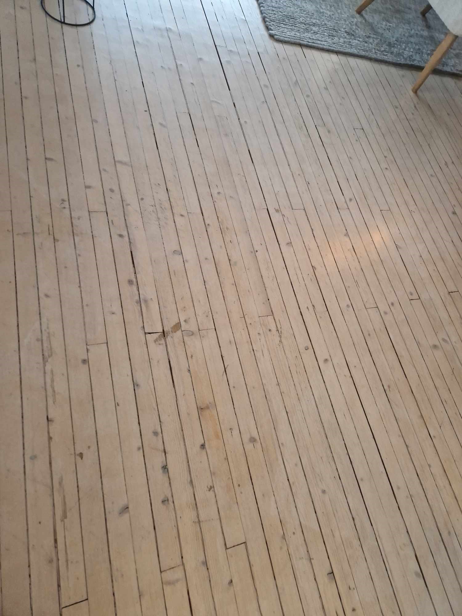 Restaurere eller legge nytt gulv? - ByggeBolig