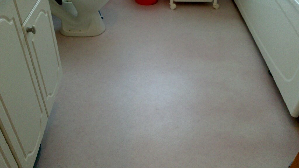 Linoleumsgulv på nytt bad, noen som har bilder? - ByggeBolig