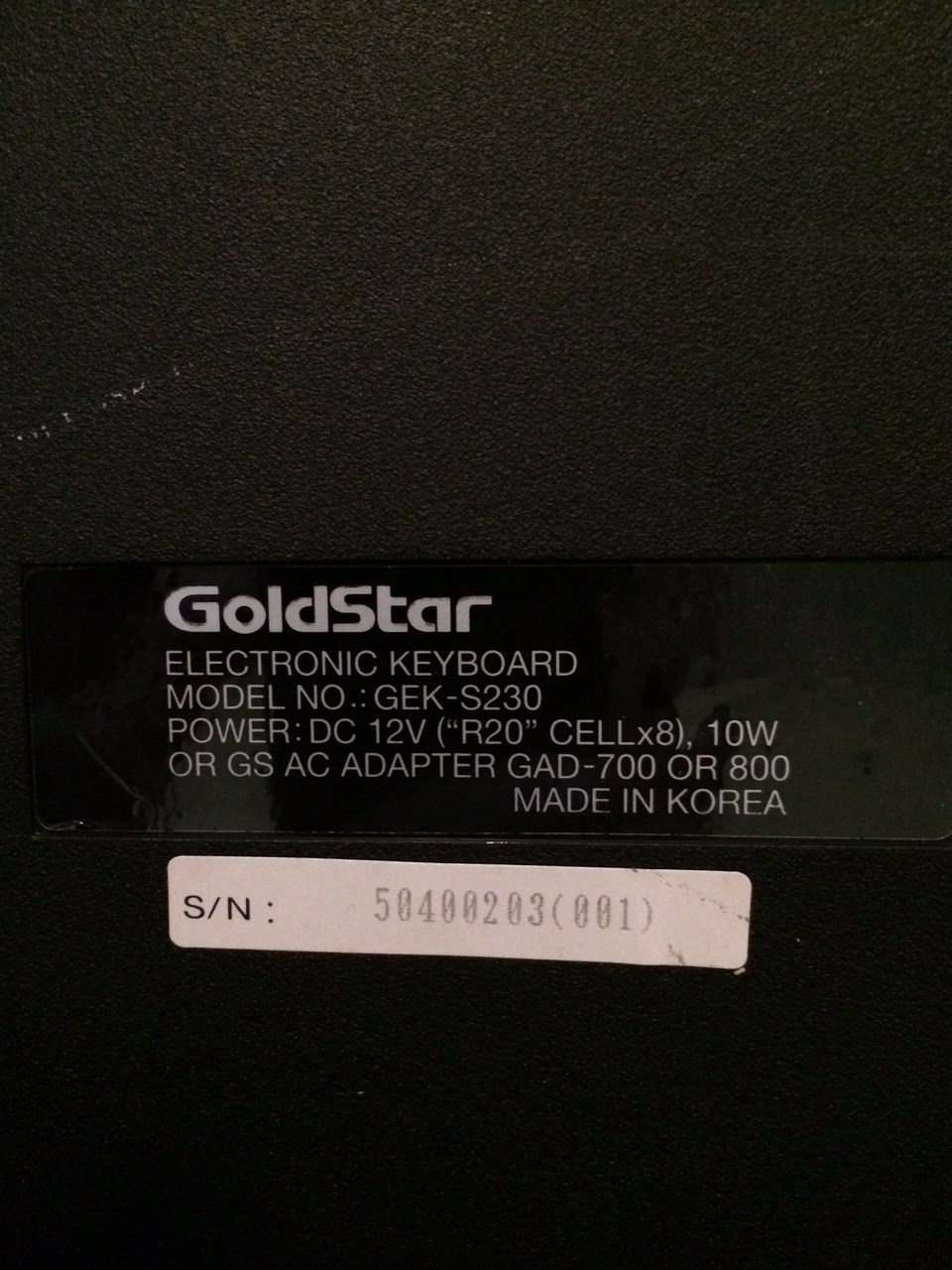 Strømforsyning til gammelt GoldStar keyboard - ByggeBolig