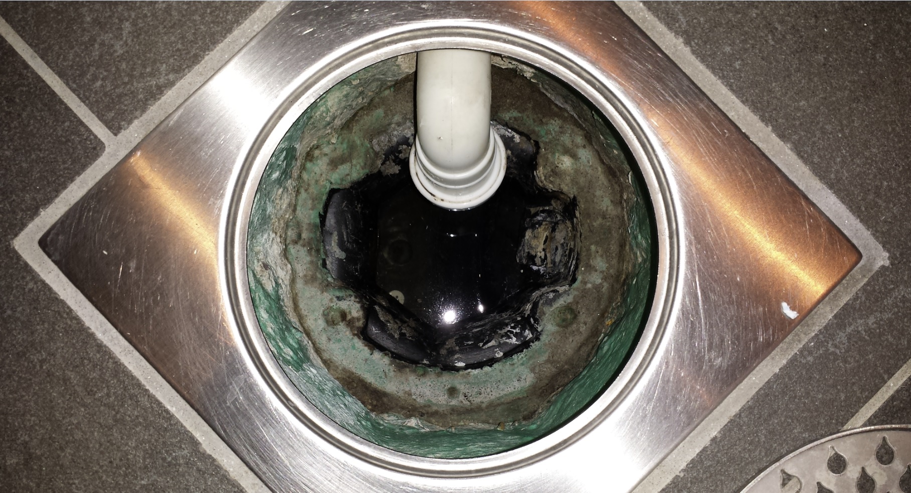 Sluk på bad i grei tilstand? - ByggeBolig