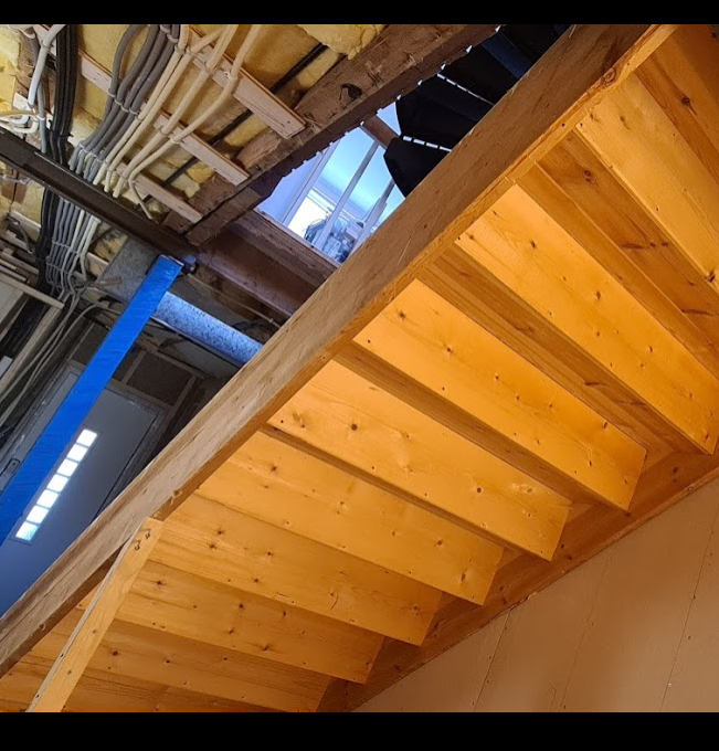 Åpen trapp og avslutning mot himling? - ByggeBolig