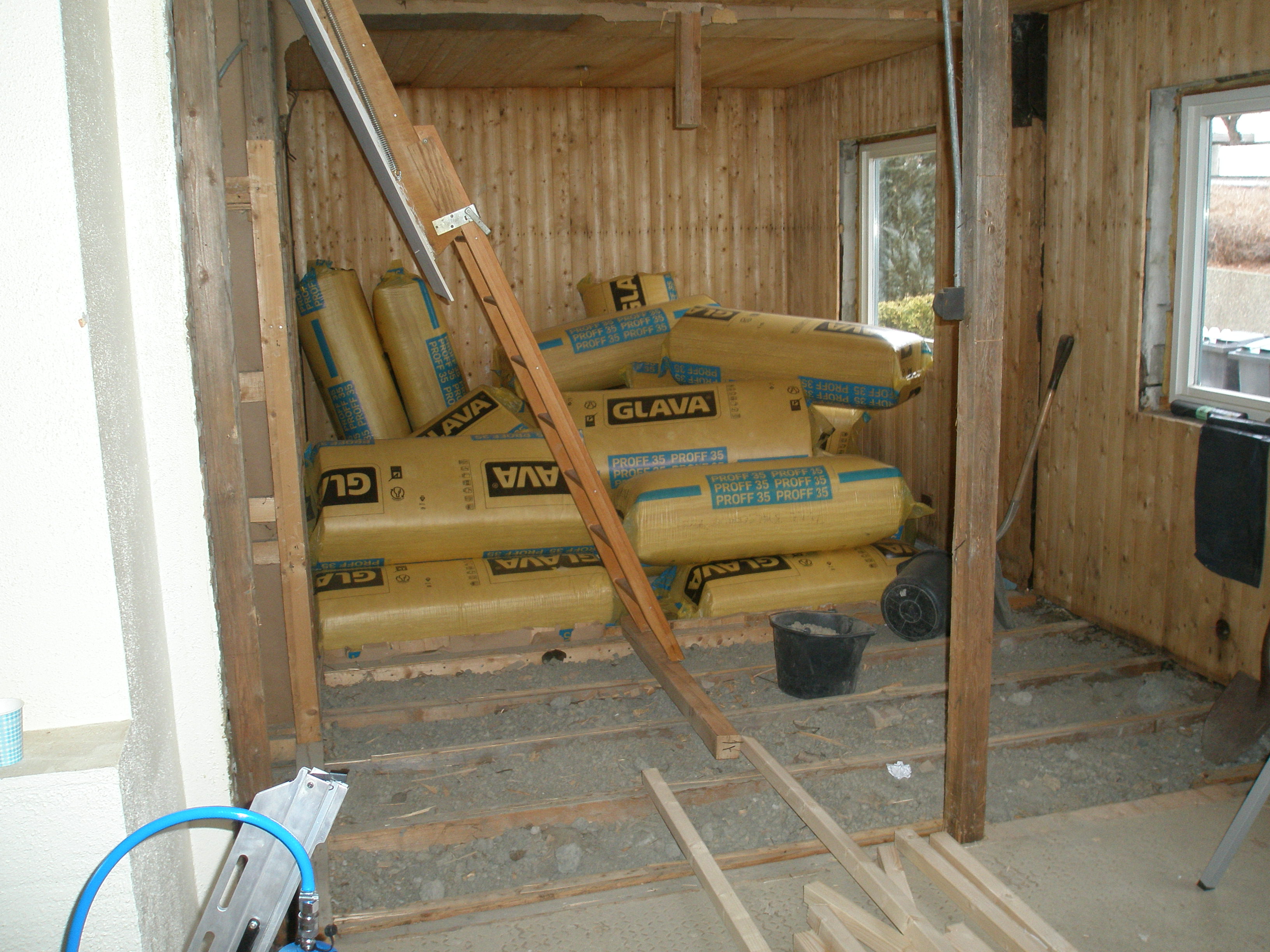 Erstatte stubbloftsleire som Isolasjon i gulv i hus fra 1924?? - ByggeBolig