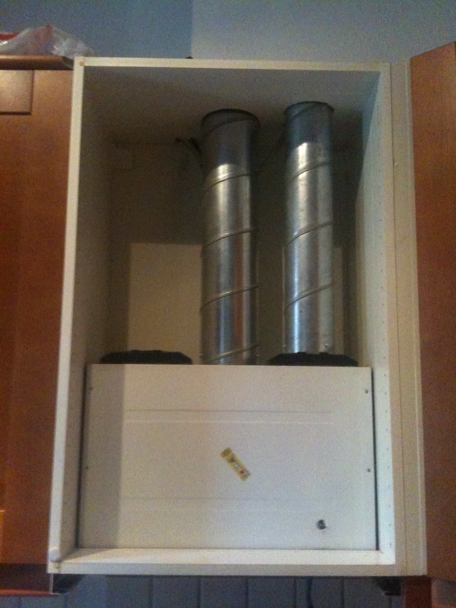 Bytte innebygget skapventilator til frittstående (sentral ventilasjon ...