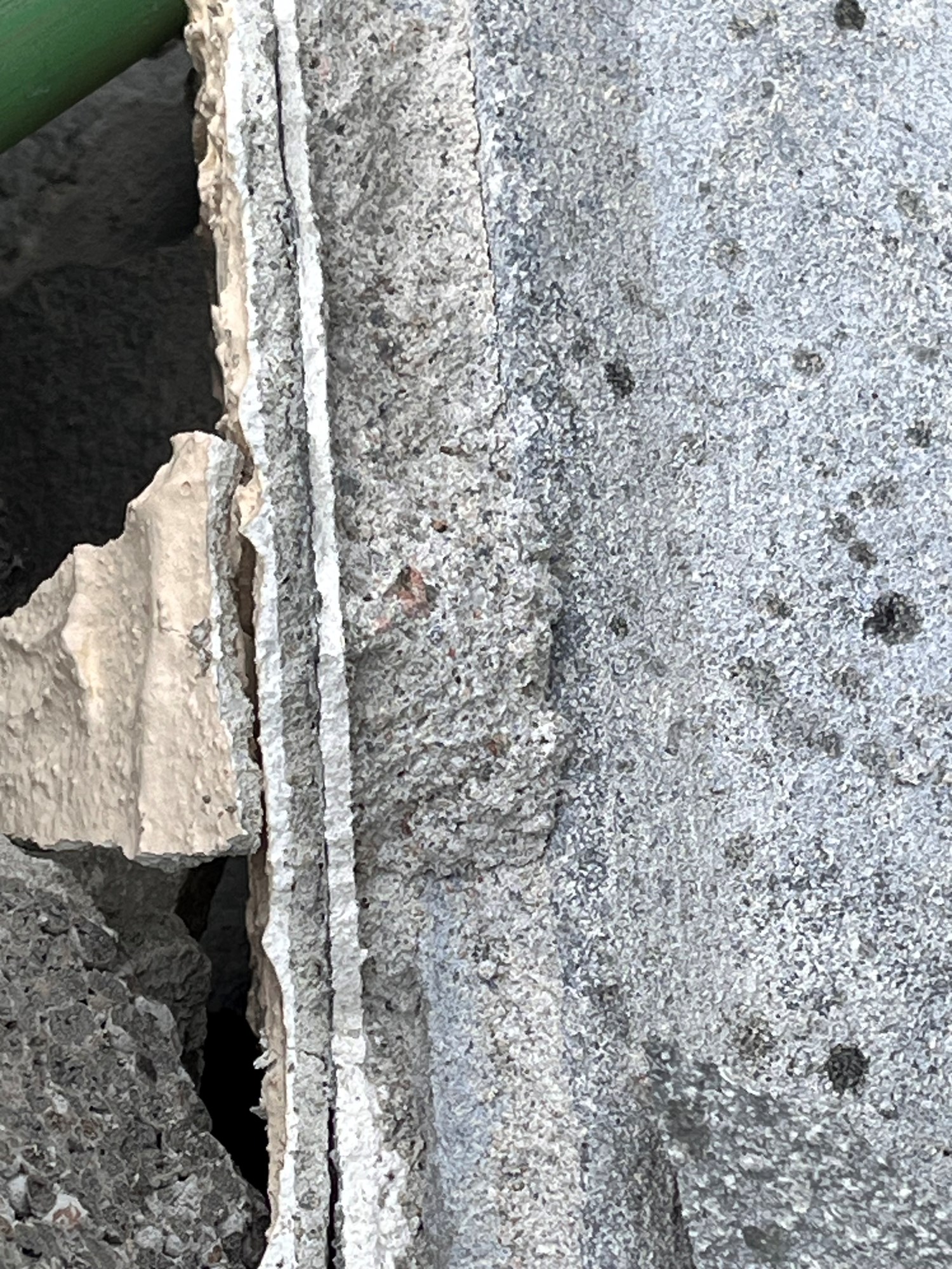 Hjelp! Mulig jeg har revet asbest uten å være klar over det!? - ByggeBolig