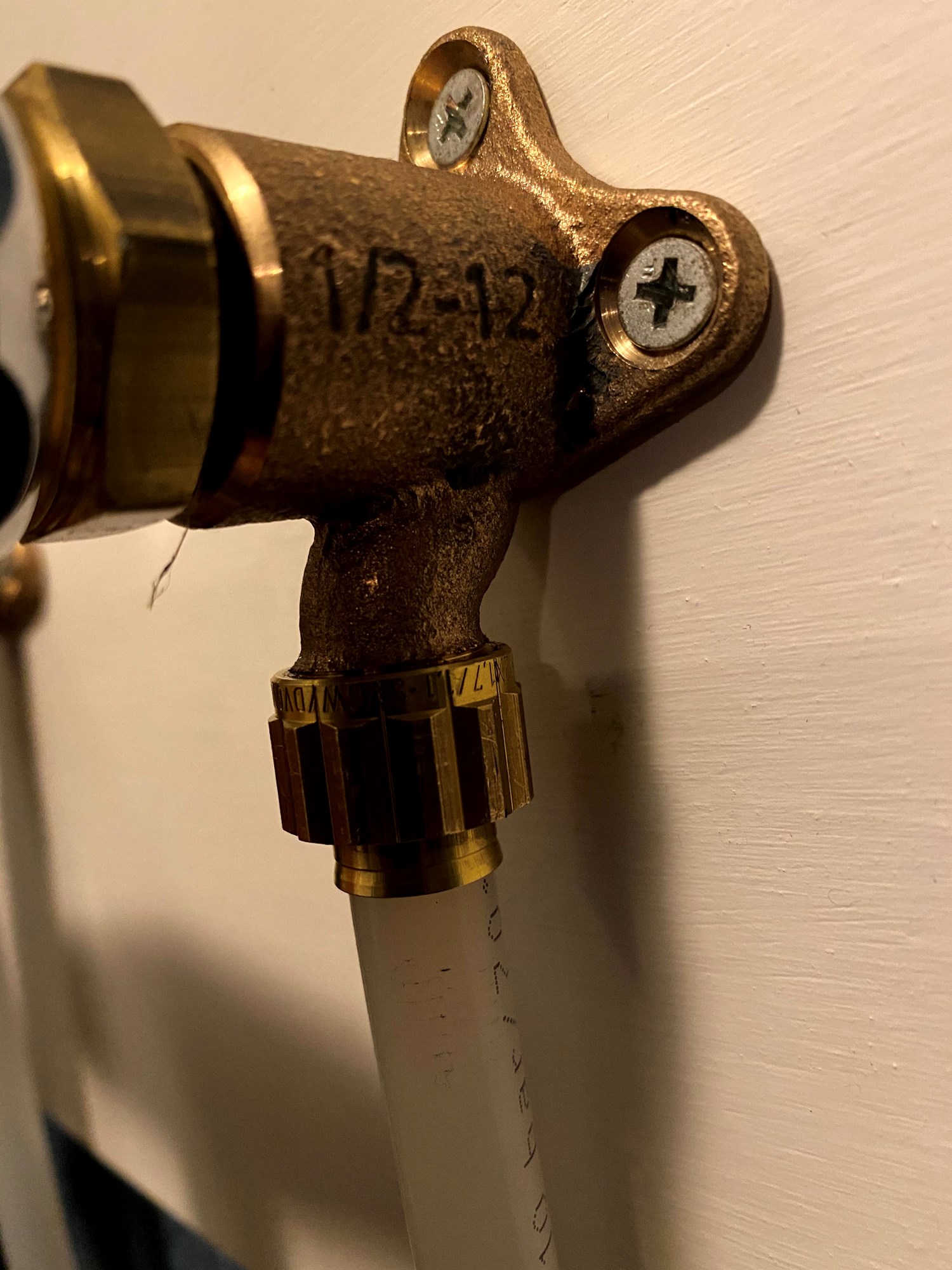 T-kobling på PEX-rør - ByggeBolig