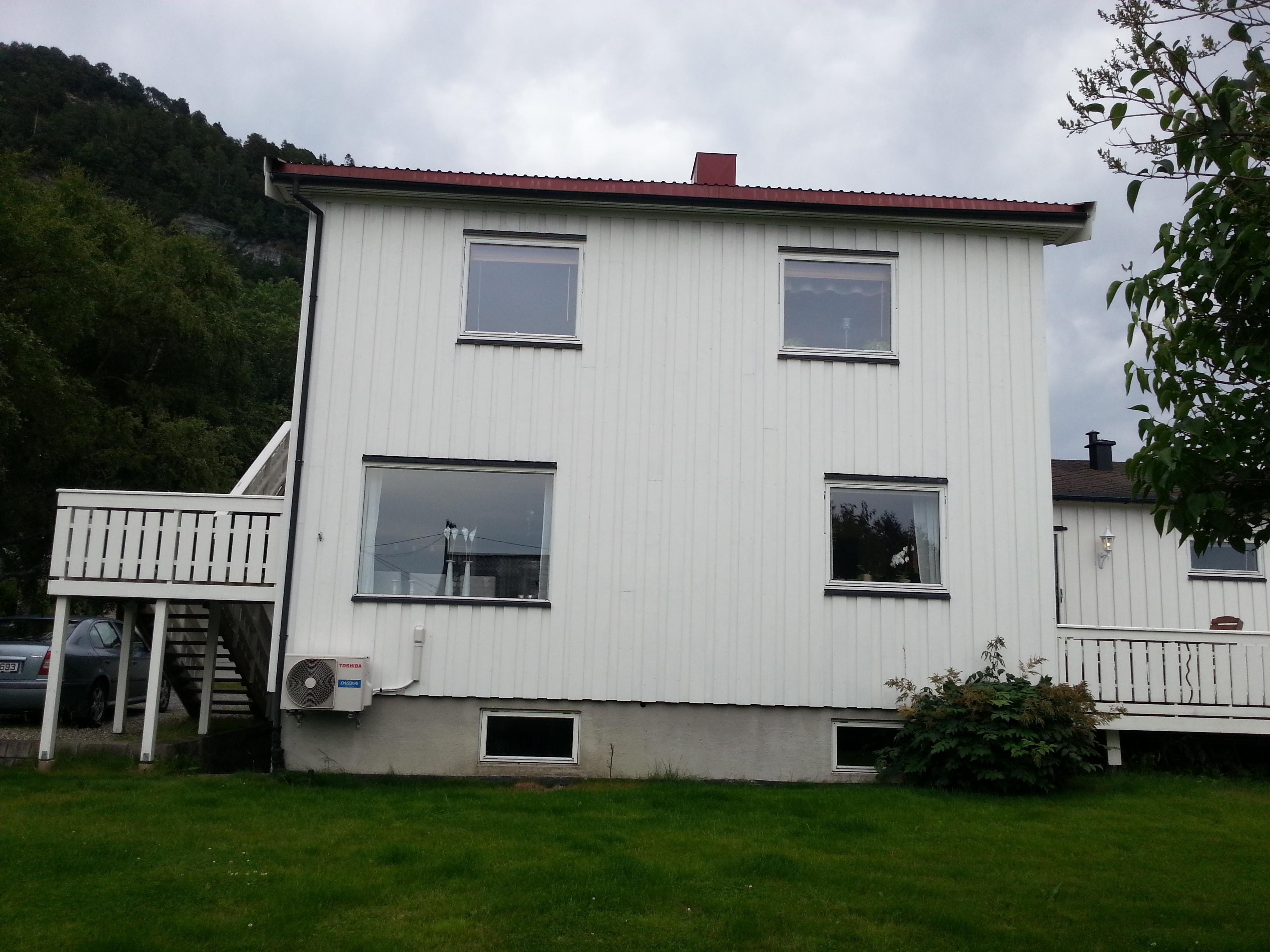 Hvordan få en penere fasade på dette huset? - ByggeBolig