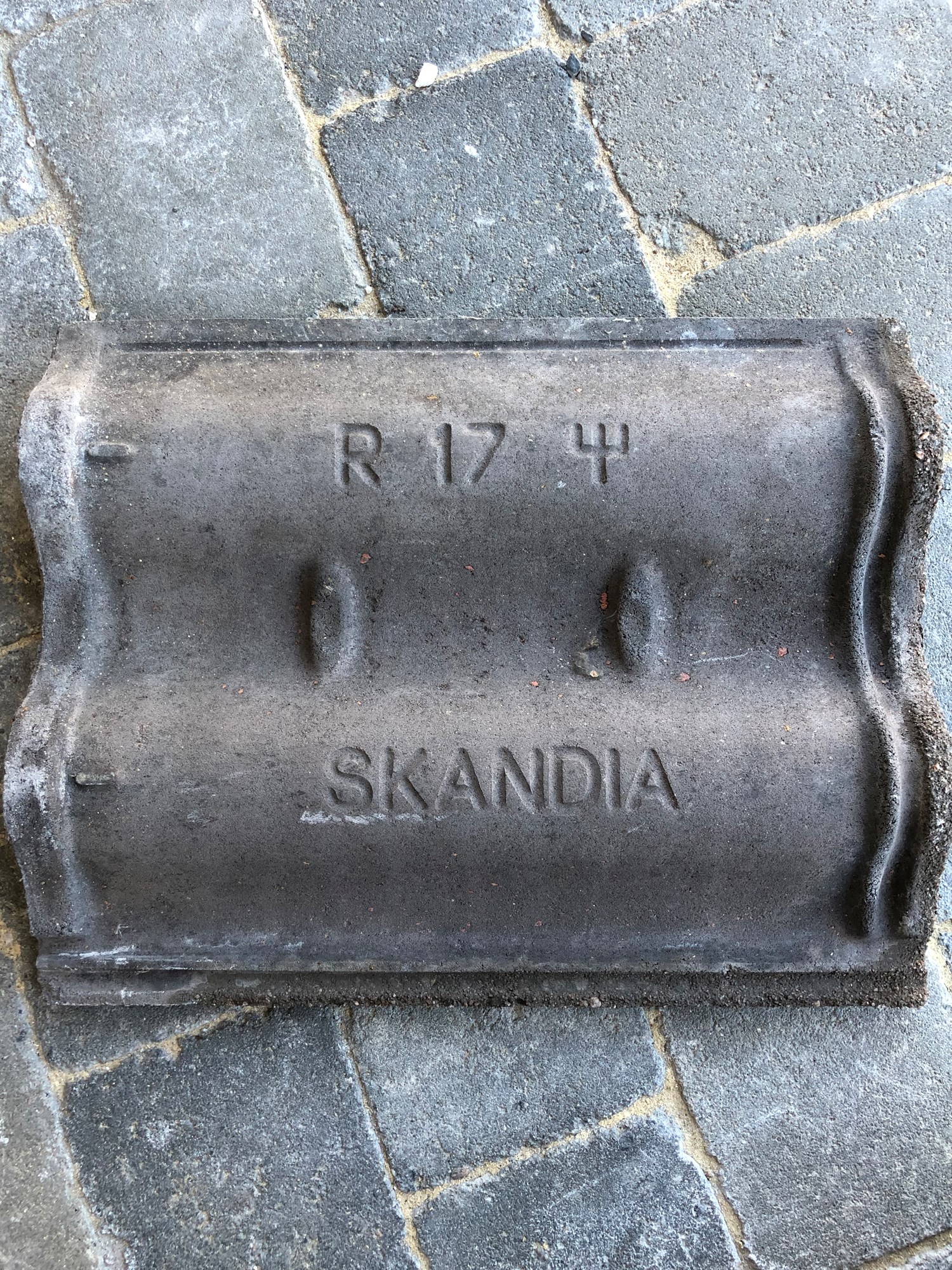 Skandia R17 takstein - hvor får man tak i det? - ByggeBolig